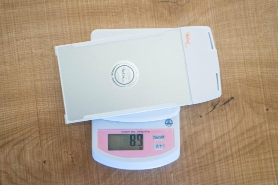 世界最小最薄を謳う Bluetooth キーボード「Wekey」レビュー。打鍵感がなく常用は難しい印象