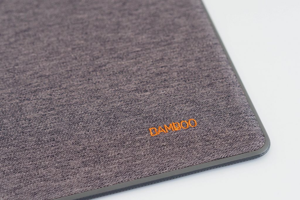 紙に書いて iPad で編集。ワコムの『Bamboo Slate』に感じる「紙」と「デジタル」の新たな関係